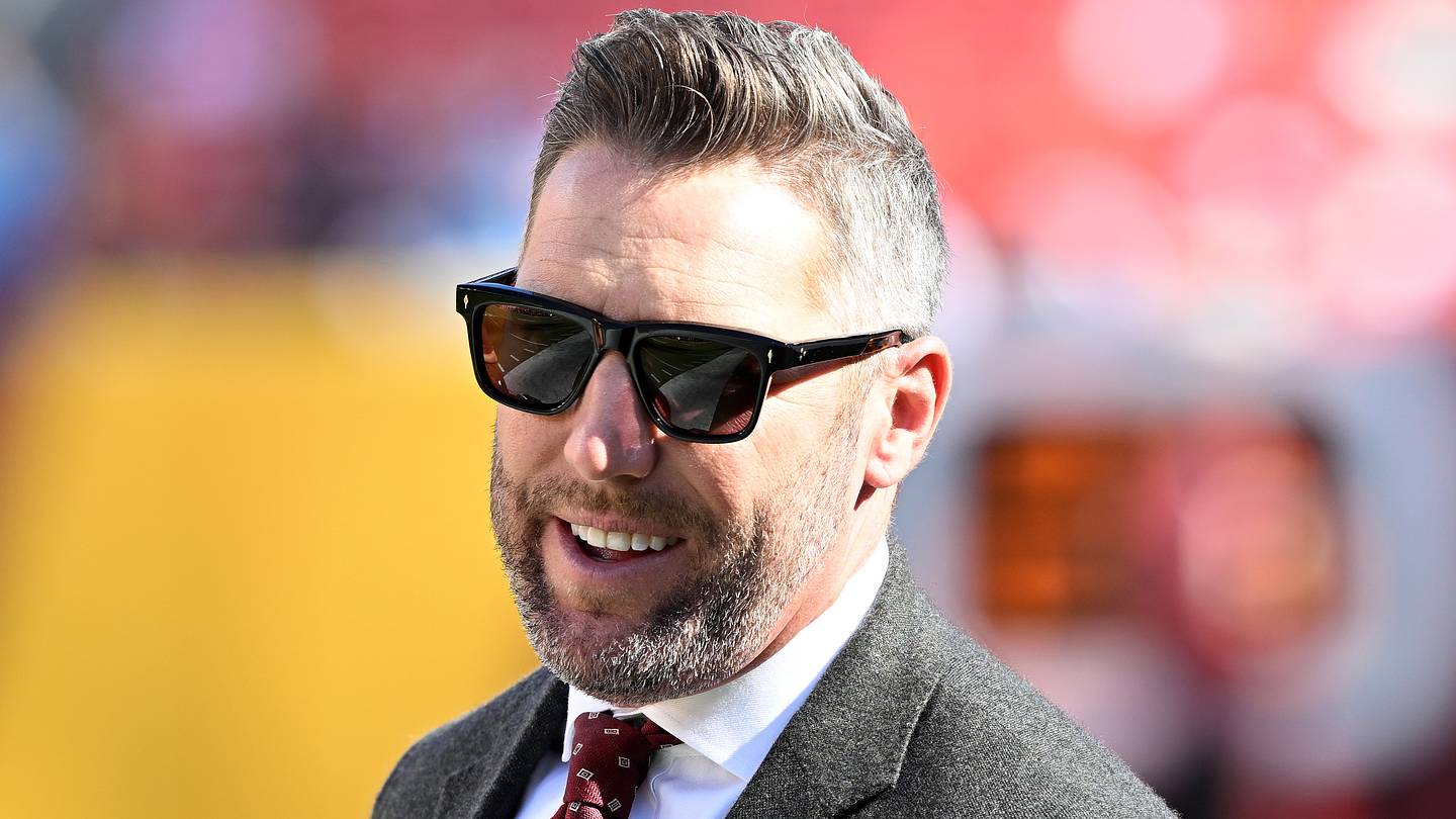 NFL analyst touts outrageous Commanders trade for elite offensive weapon
