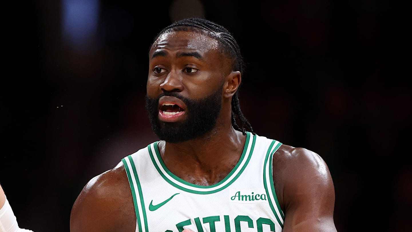 Jaylen Brown unleashes wild rant at referes after big issues in Celtics-Bulls
