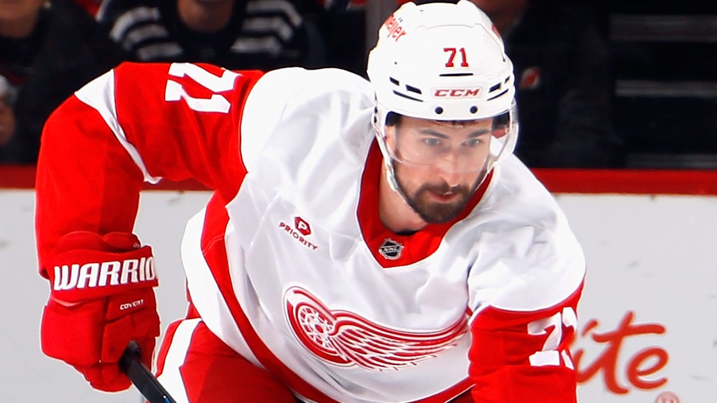 Dylan Larkin reveals early tone-setting moment that changed Red Wings camp