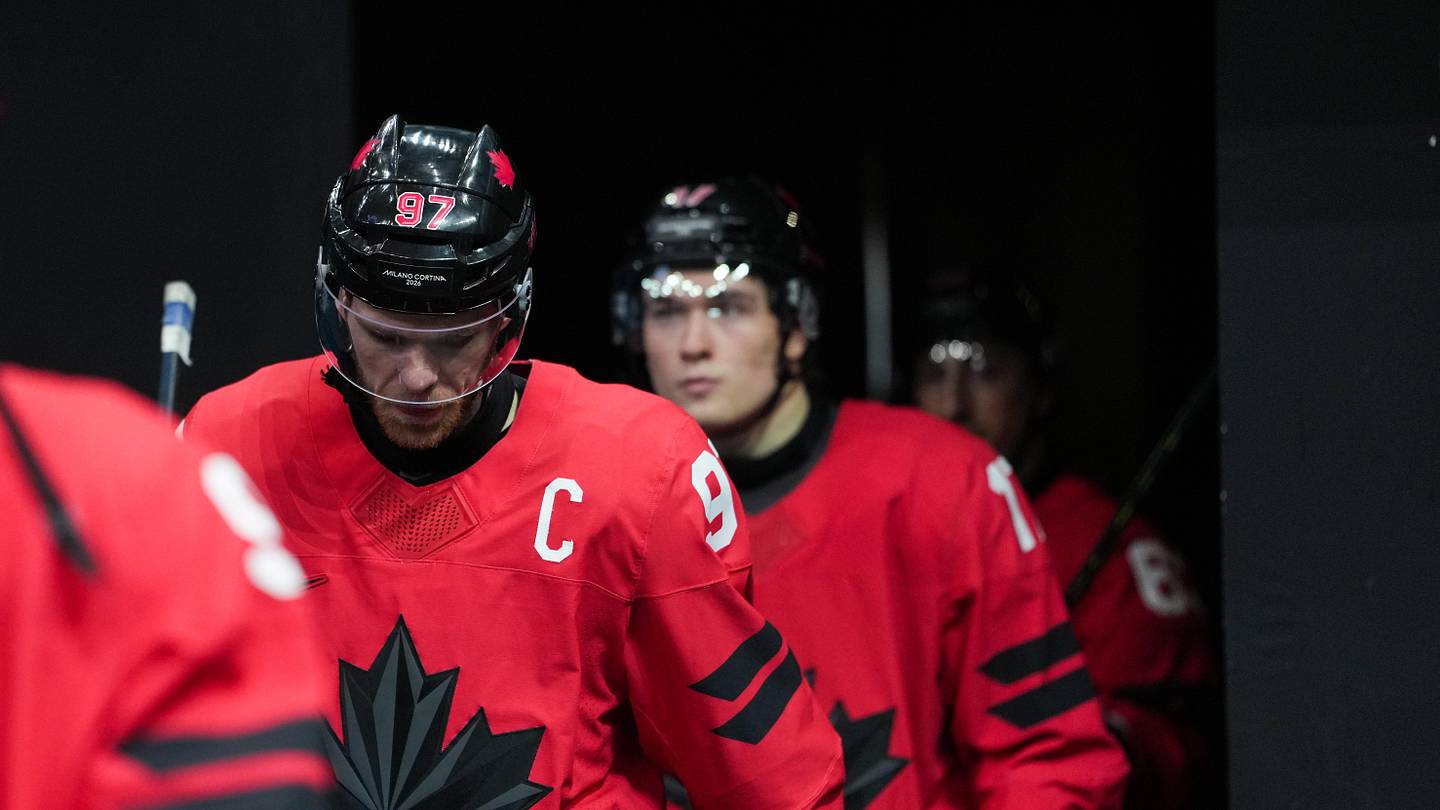 Sidney Crosby shields devastated Connor McDavid from media after gold ...