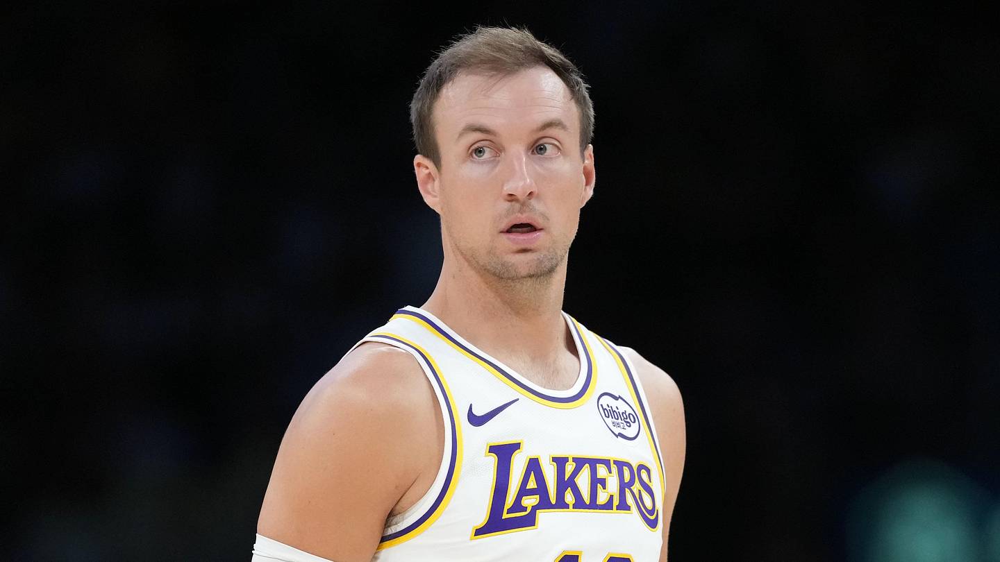 Lakers' polarizing Luke Kennard dilemma should be obvious by now