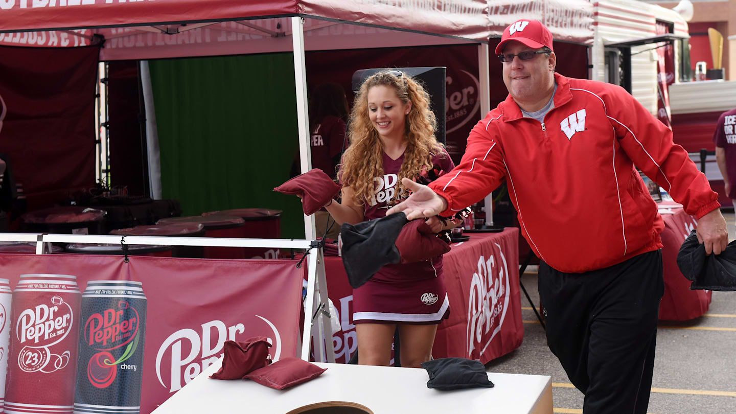 Wisconsin fans are rejoicing because the Badgers can't lose this week