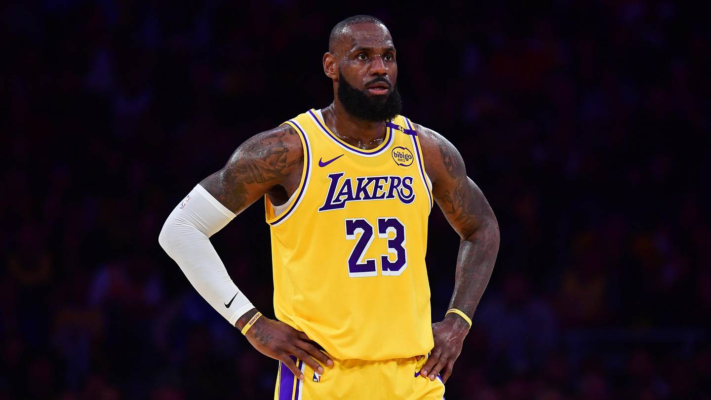 Heat Predicted To Land LeBron James In Blockbuster Trade Sending $109 ...