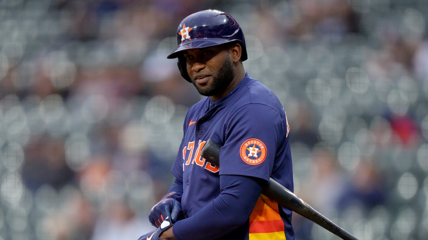 Astros refute Yordan Álvarez injury update from unlikely source with ...