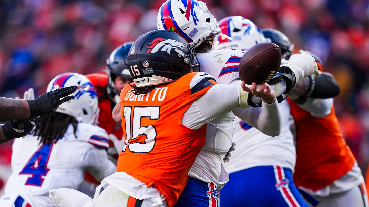Broncos defense goes ballistic in bold predictions for AFC title game
