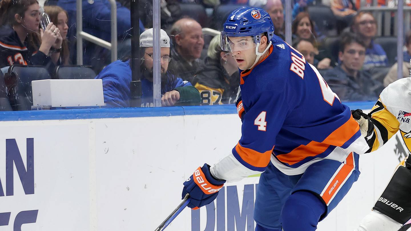 Patrick Roy had a firm message for NY Islanders D Samuel Bolduc after ...