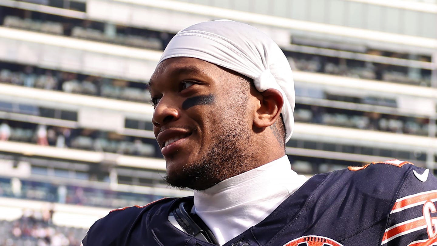 Former Bears star says what every fan thought after DJ Moore's game ...