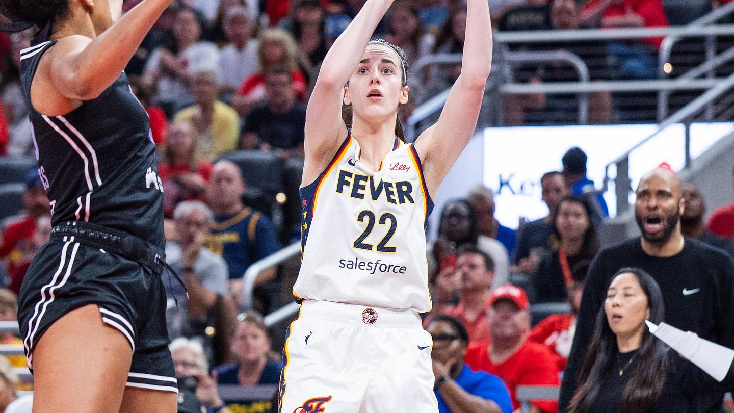 Caitlin Clark Gets Clear About Issue Behind Shooting Struggles ...