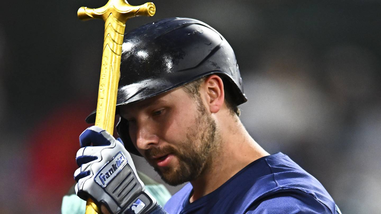 Seattle Mariners Catcher Makes MLB, Team History With 40th Home Run