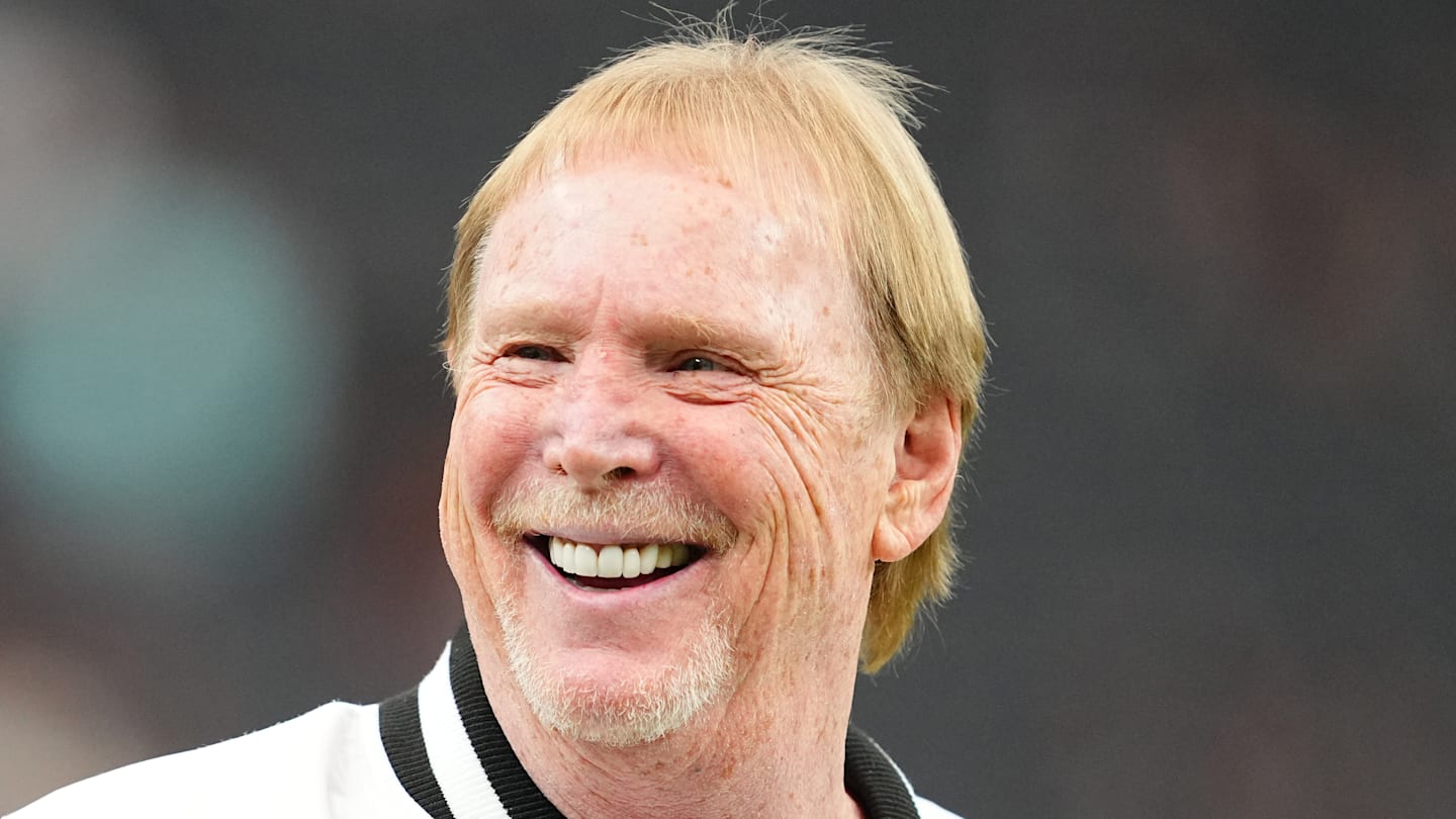 Raiders' dream Pete Carroll replacement could fall into Mark Davis' lap