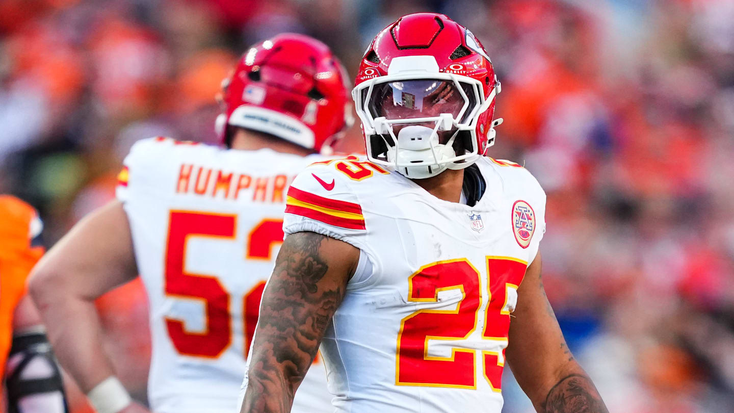 Chiefs Continue to Waste Elijah Mitchell's Time with Week 12 Choice