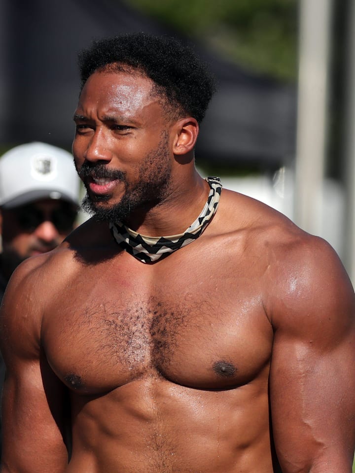 quarterback shirtless