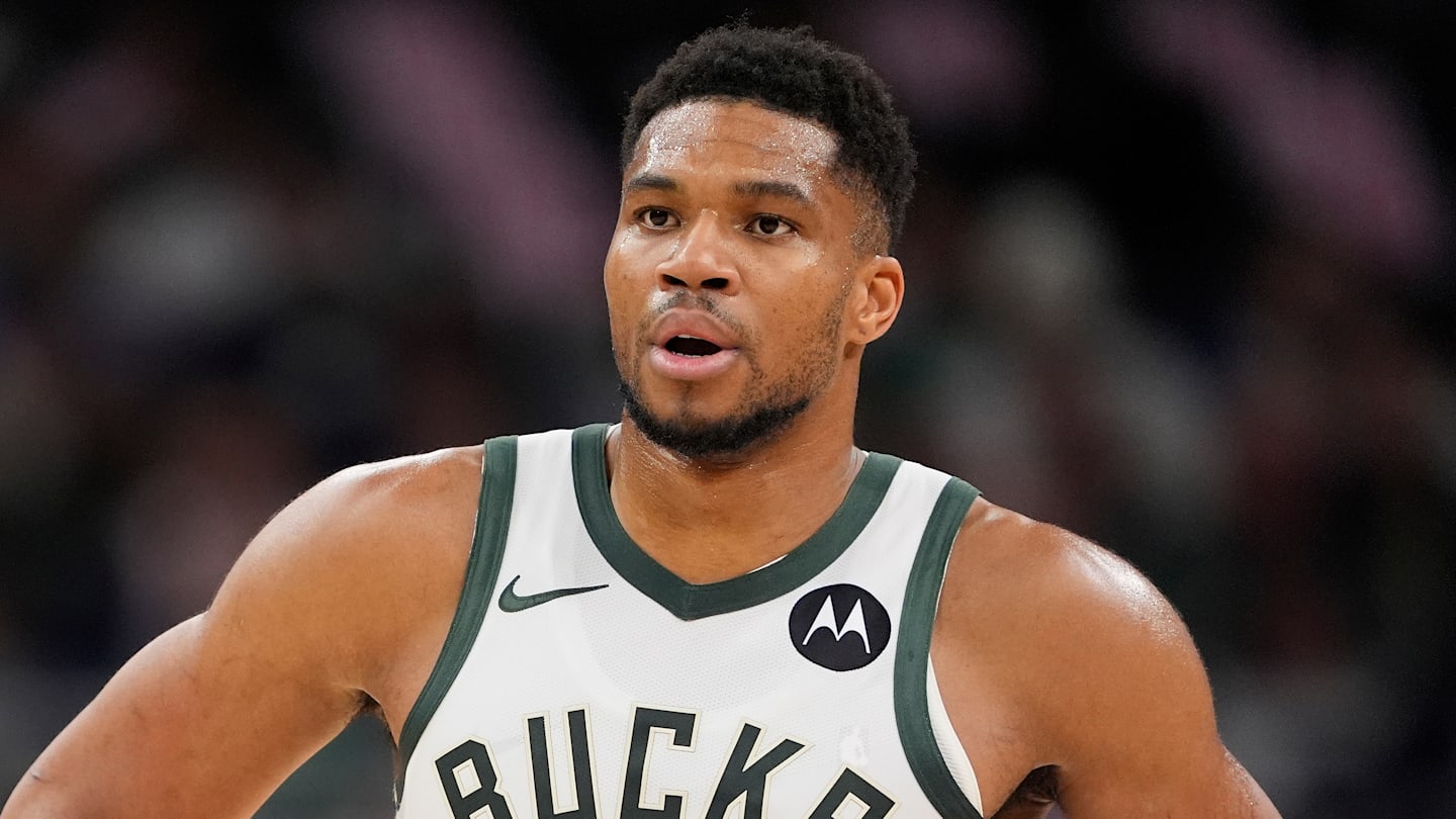 Spurs must prove they're all-in on Giannis sweepstakes with shocking trade