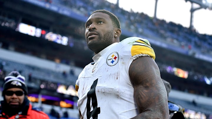 Steelers felt DK Metcalf’s absence immediately in brutal first half vs ...