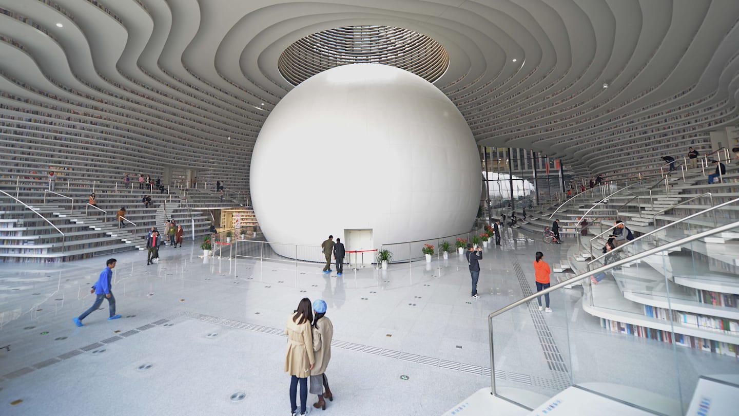 10 Unusual Libraries From Around the World