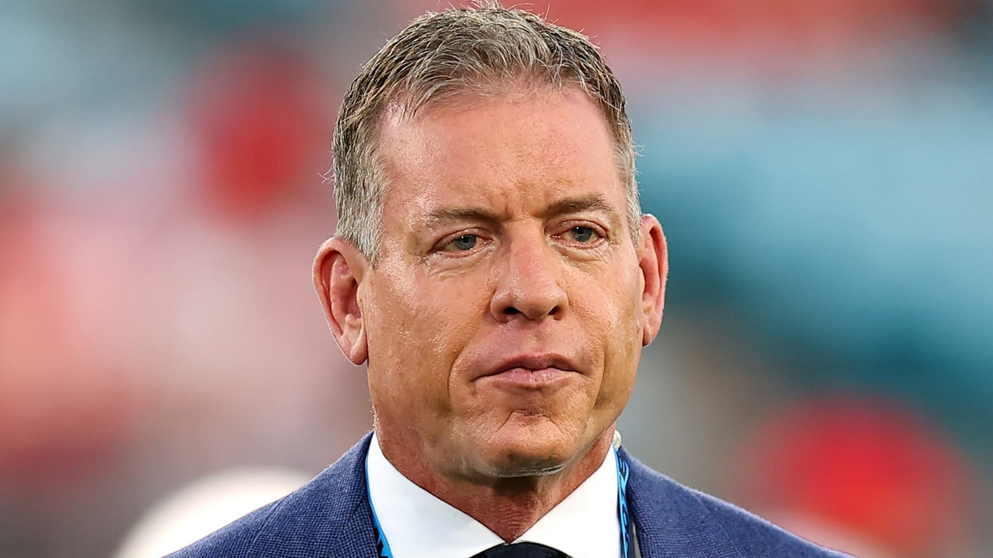 Troy Aikman couldn't hide his disgust after Bill Belichick's Hall of ...