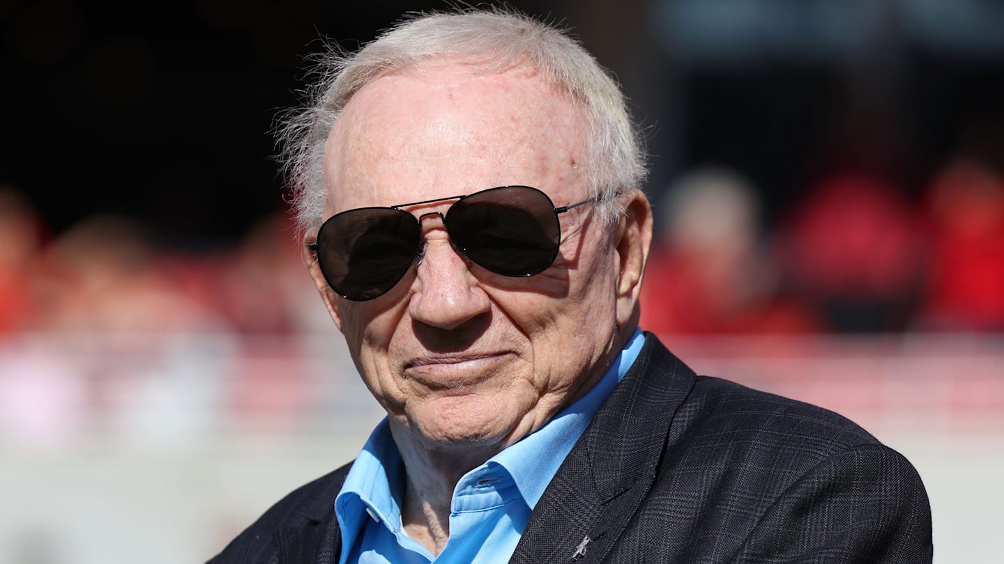Jerry Jones' delusional statement adds more fuel to Carolina Panthers' fire