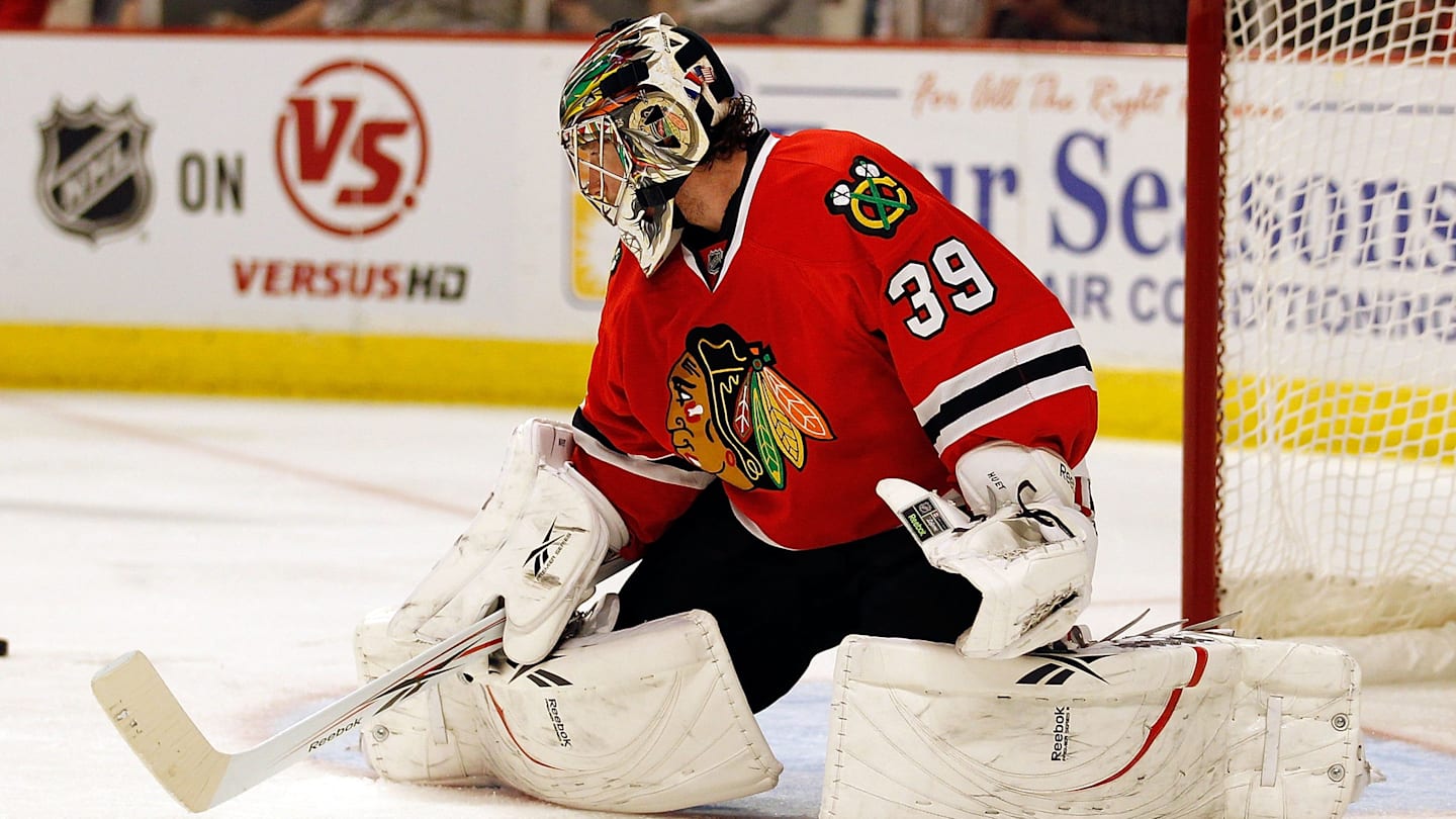 NHL prospect draws inspiration from former Blackhawks goalie who made ...