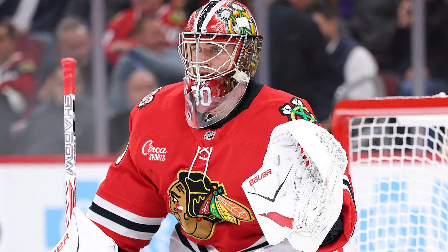 Spencer Knight only needed 10 games to transform into a Vezina candidate