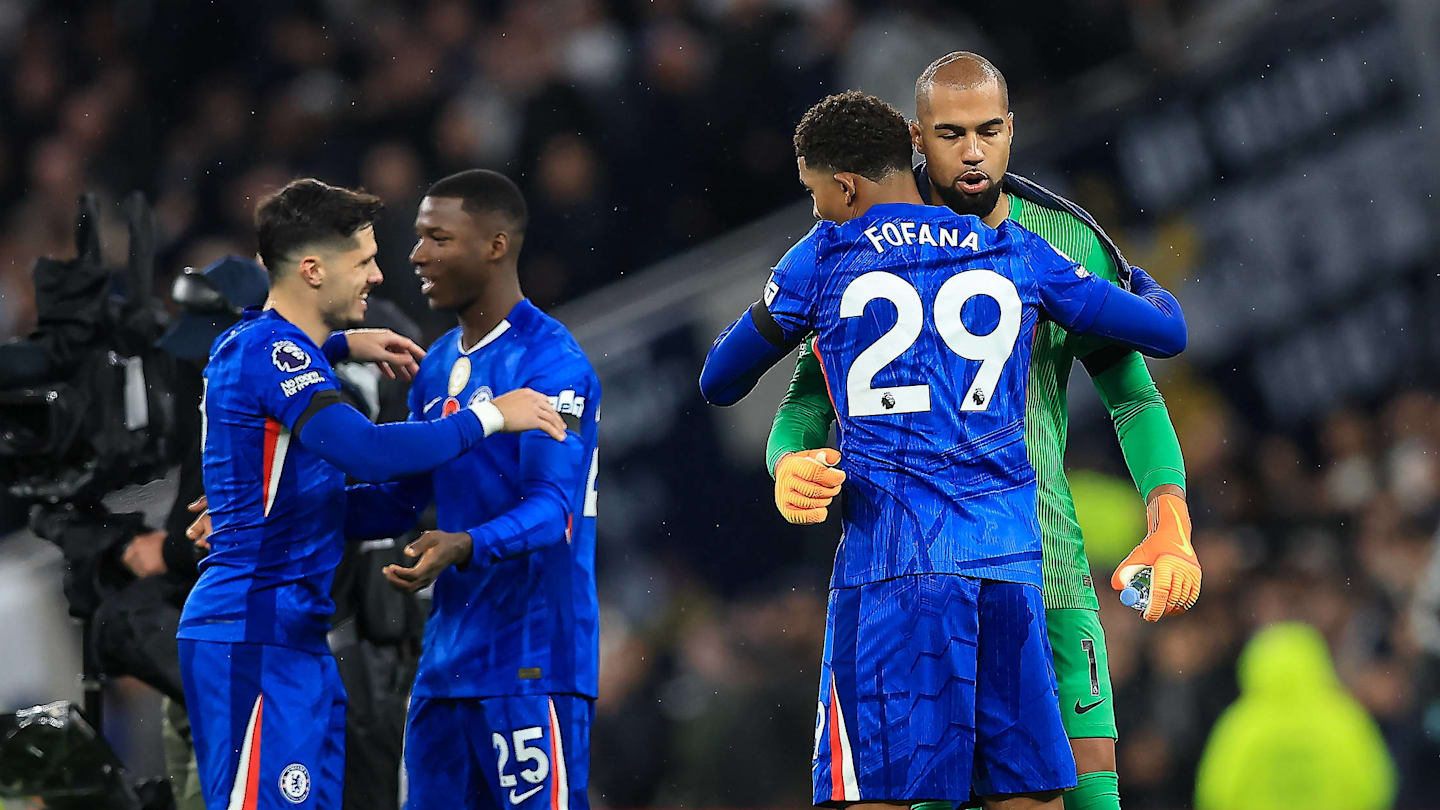 Chelsea handed triple blow for Man City clash as Calum McFarlane ...