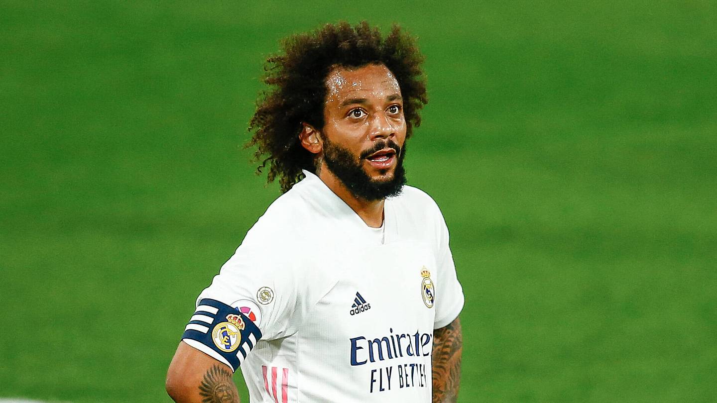 Real Madrid Players Past And Present React To Los Blancos Legend ...