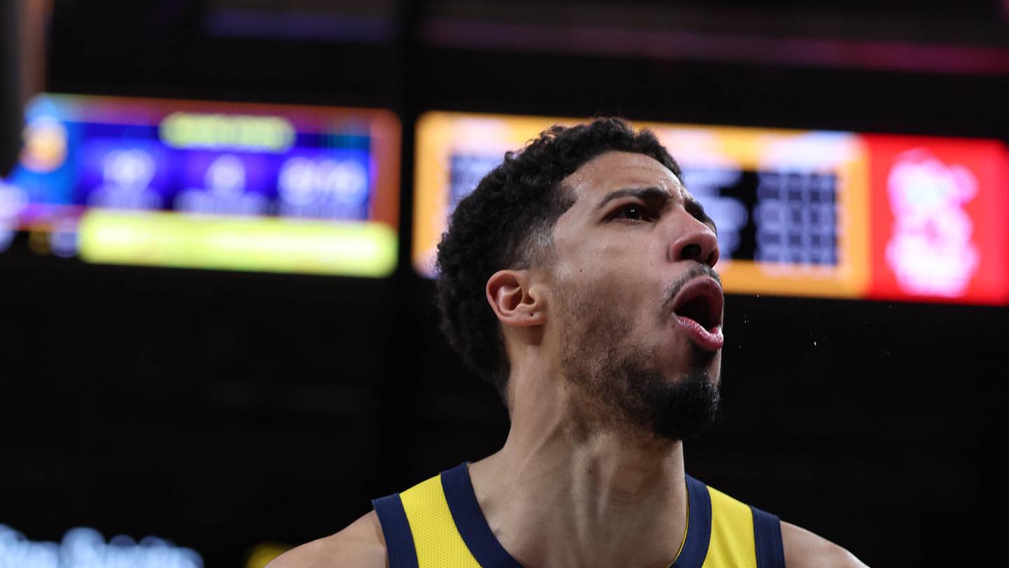Tyrese Haliburton Did Jalen Brunson's Celebration After Nailing 3 in ...