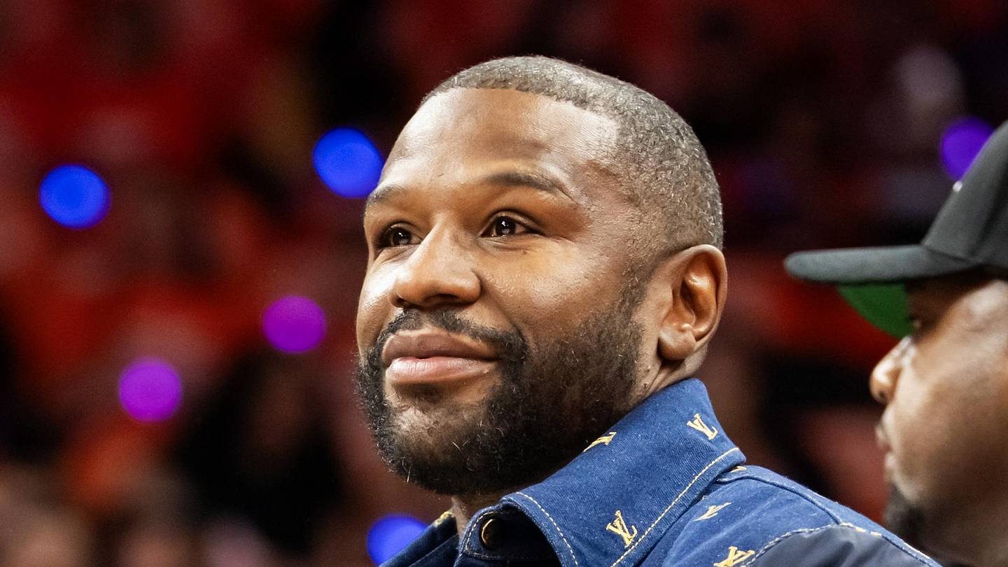 Floyd Mayweather Silences Broke Retirement Claim With Blunt 5-Word Message