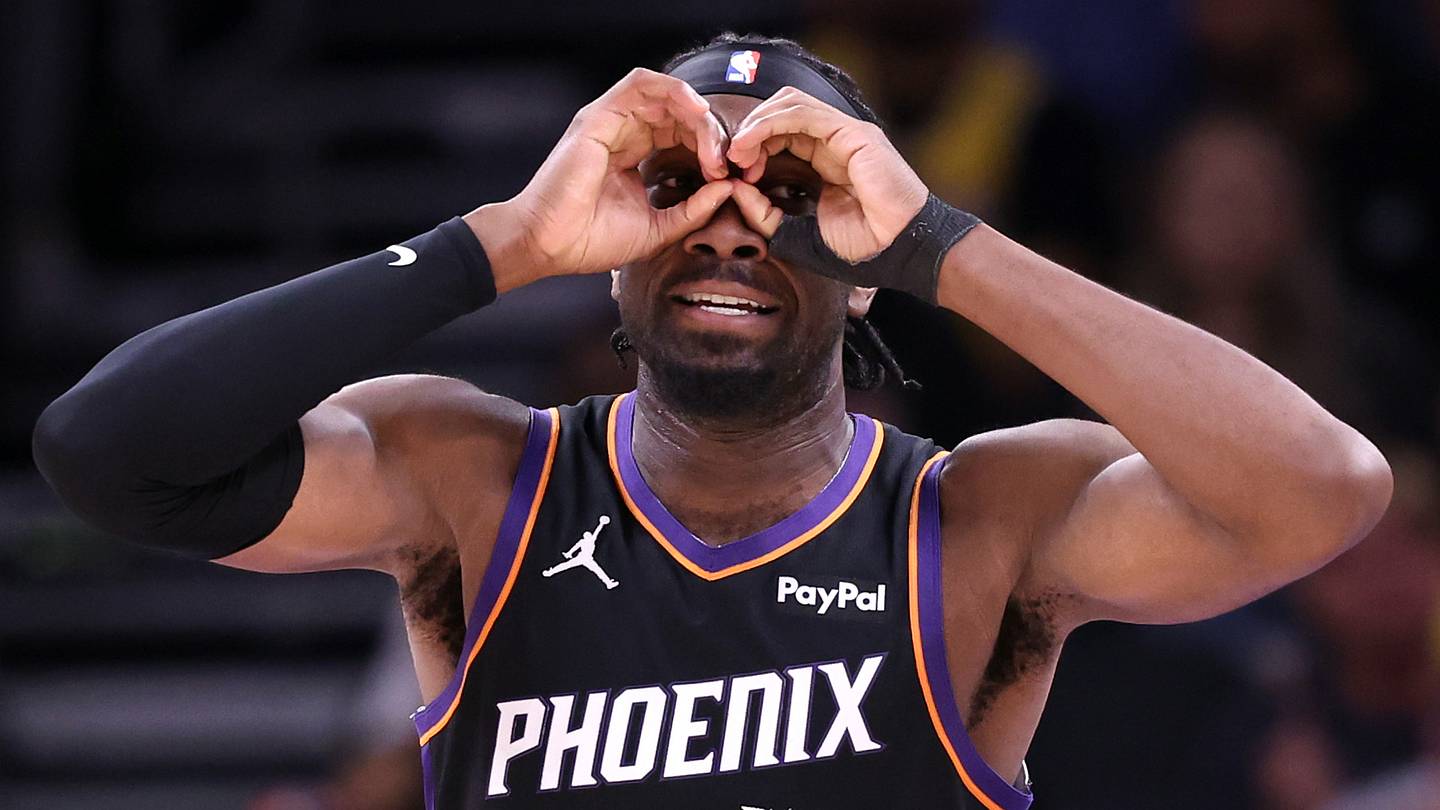 Mark Williams finally gives Suns something he couldn't all season