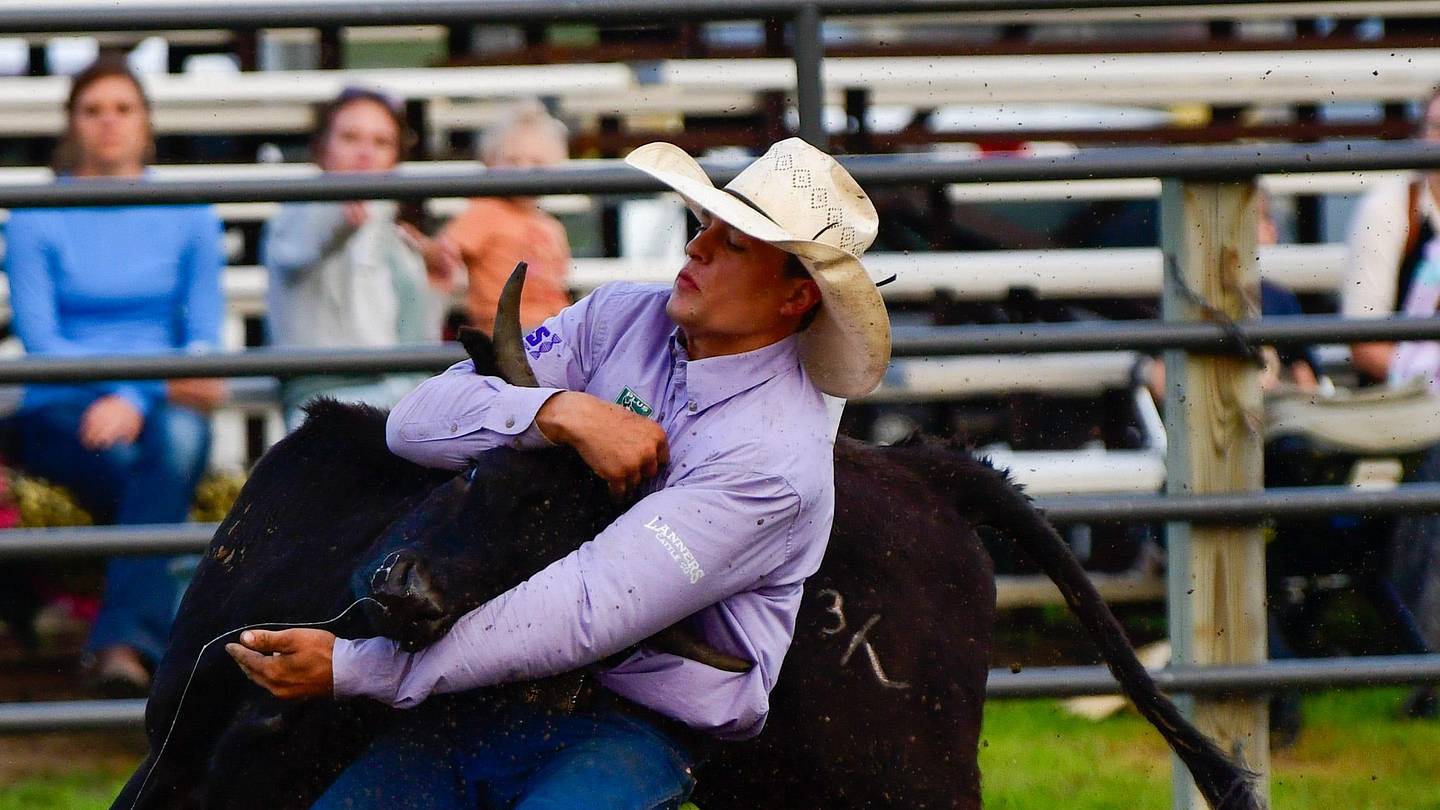 5-Time NFR Steer Wrestler Rowdy Parrott Chasing First World Title