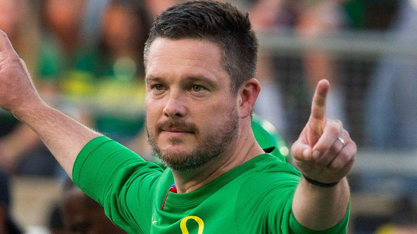 Oregon Ducks Four-Star Recruiting Target Zane Rowe Reveals Commitment ...