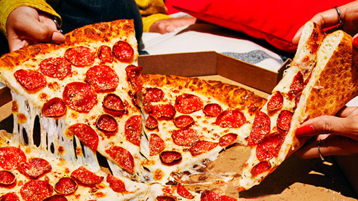 The ’90s Called Pizza Hut, and They’re Bringing the Big New Yorker ...
