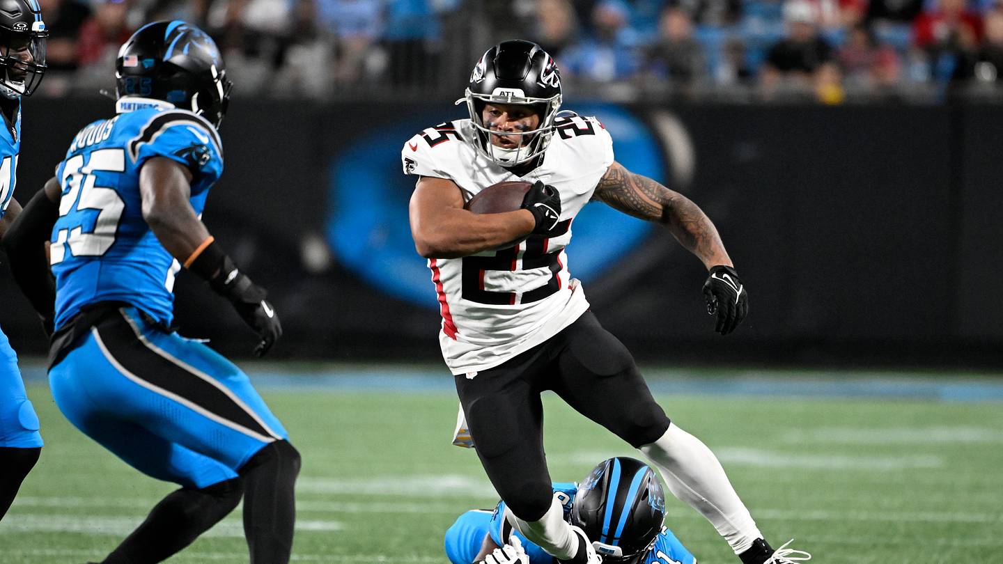 NFL Network Goes Crazy Over Tyler Allgeier's 'Angry Run'
