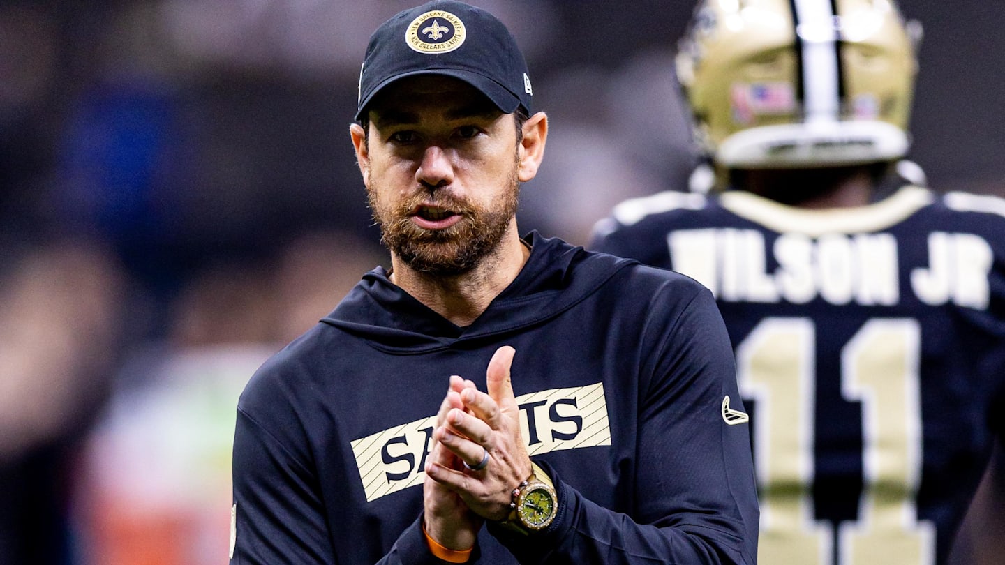 Seahawks Assistant Dubbed 'Prime' Candidate' to Replace Pete Carroll on ...