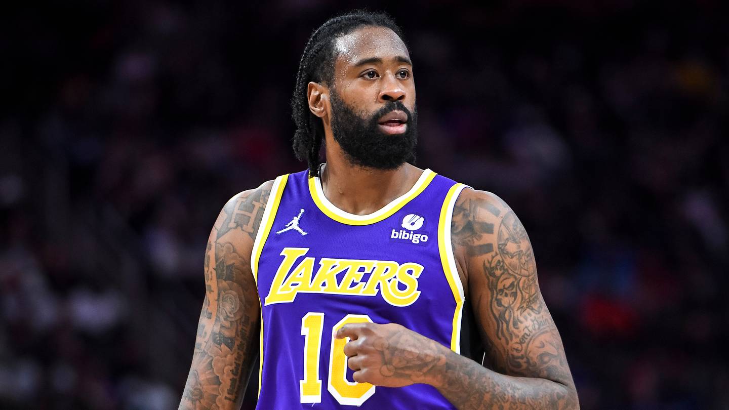 Former Lakers center desperately clinging to NBA career after signing ...