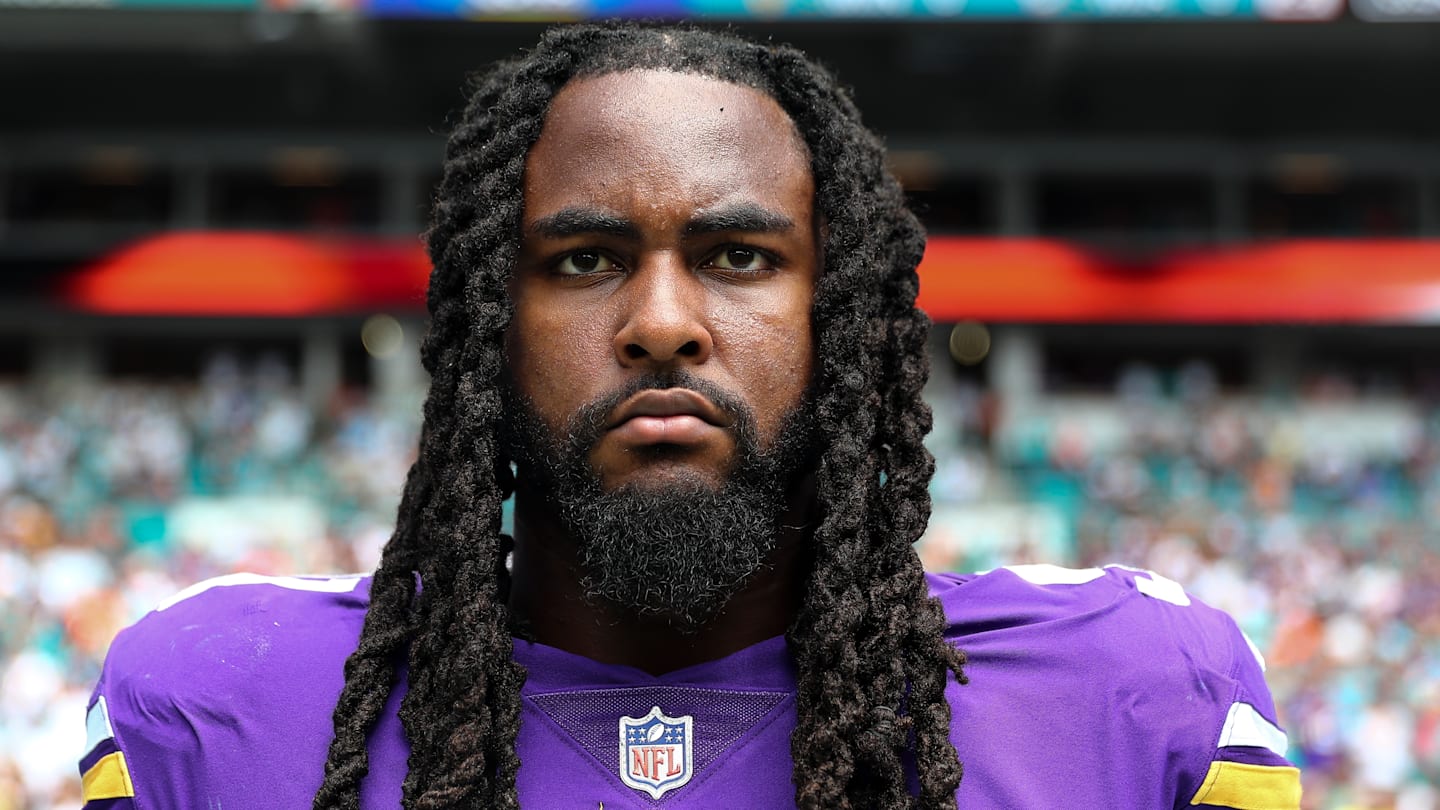 Unheralded signing says Panthers don’t need Jadeveon Clowney to dominate