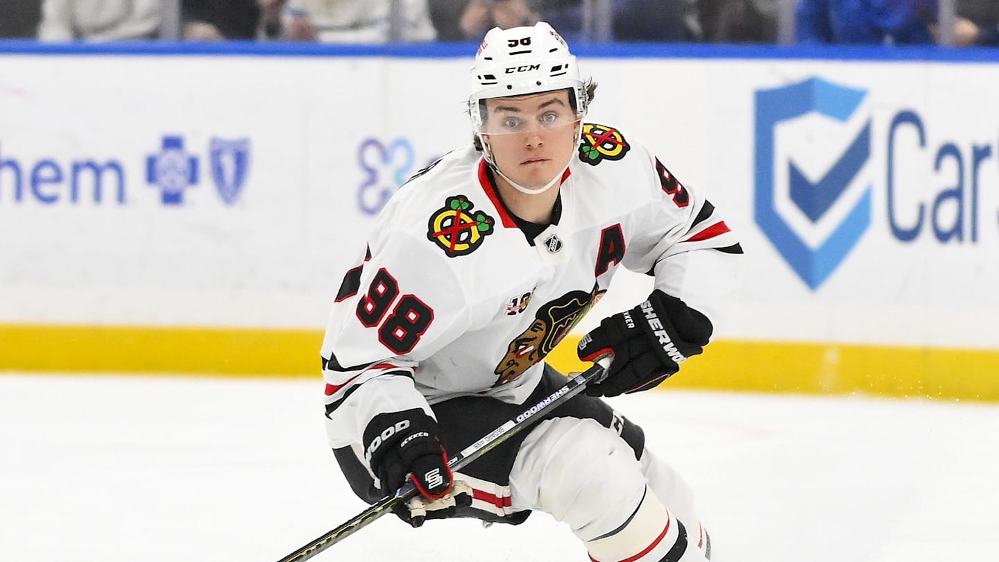Frank Nazar Believes Blackhawks Teammate Deserves Olympic Spot
