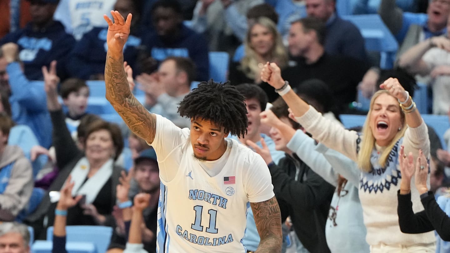 North Carolina Runs by Notre Dame in Blowout Win