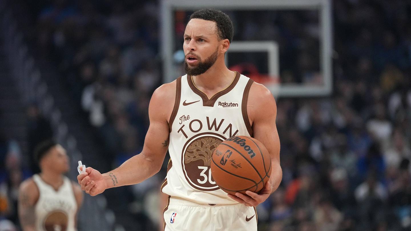 Steph Curry Says He’s Not Putting ‘Too Much Pressure’ on Retirement ...