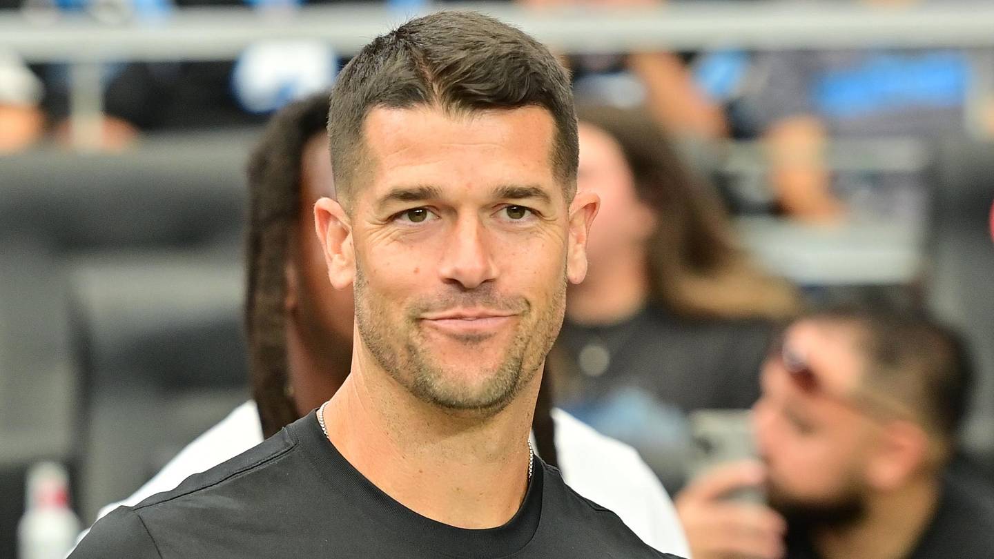 Shocking heat already building on Panthers coach Dave Canales before Week 3
