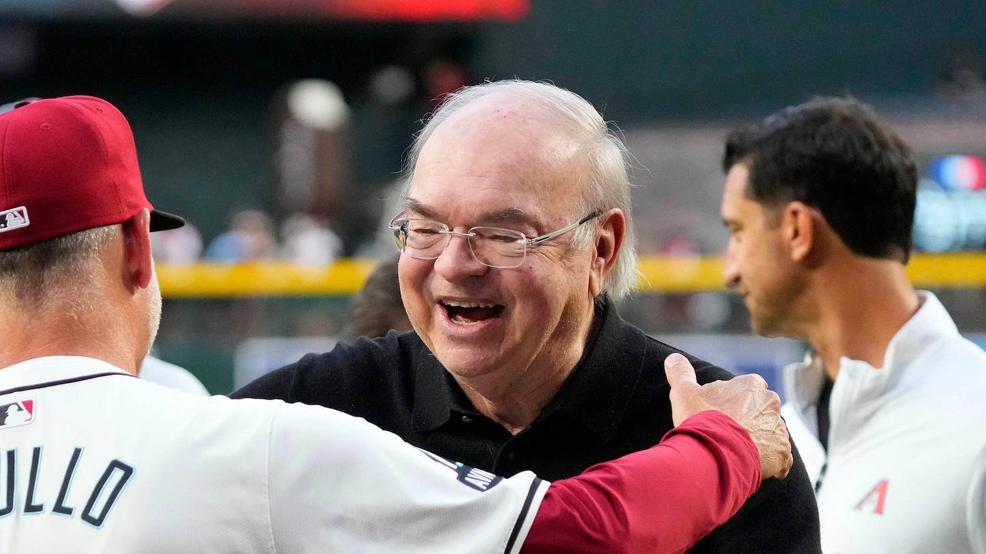 D-backs Owner Ken Kendrick Explains Keeping Torey Lovullo