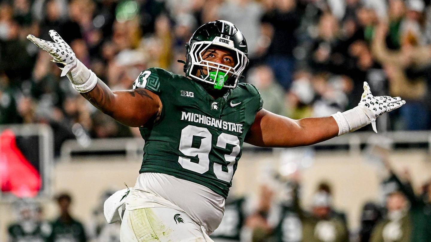 Live Updates on Michigan State's Game at Iowa