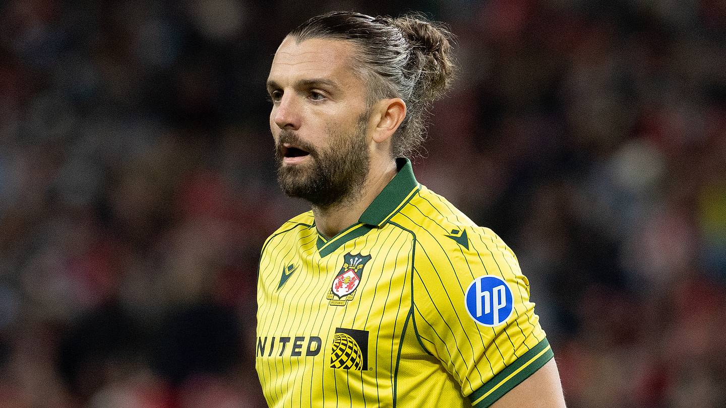 Injuries deny £12m star's St. Mary's evening after limiting him at ...