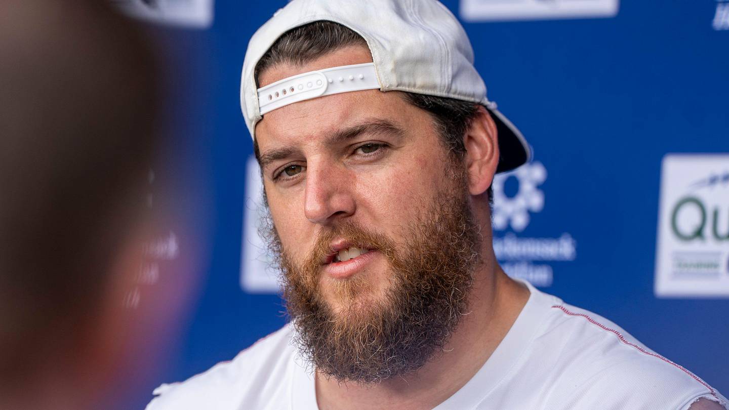 Why Giants IOL Greg Van Roten is Worth Bringing Back for Another Season
