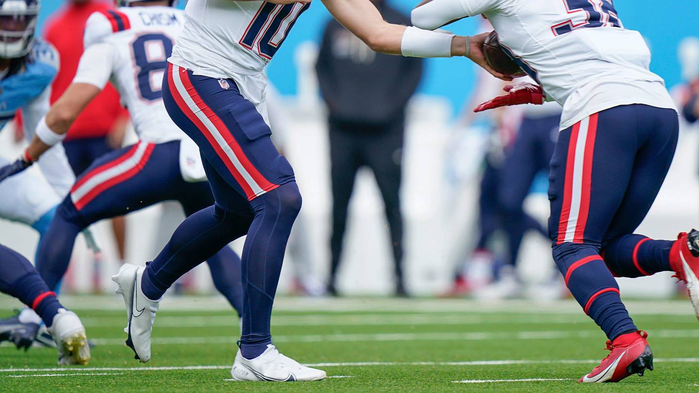 Projecting Patriots Week 1 Offensive Starters After the NFL Draft
