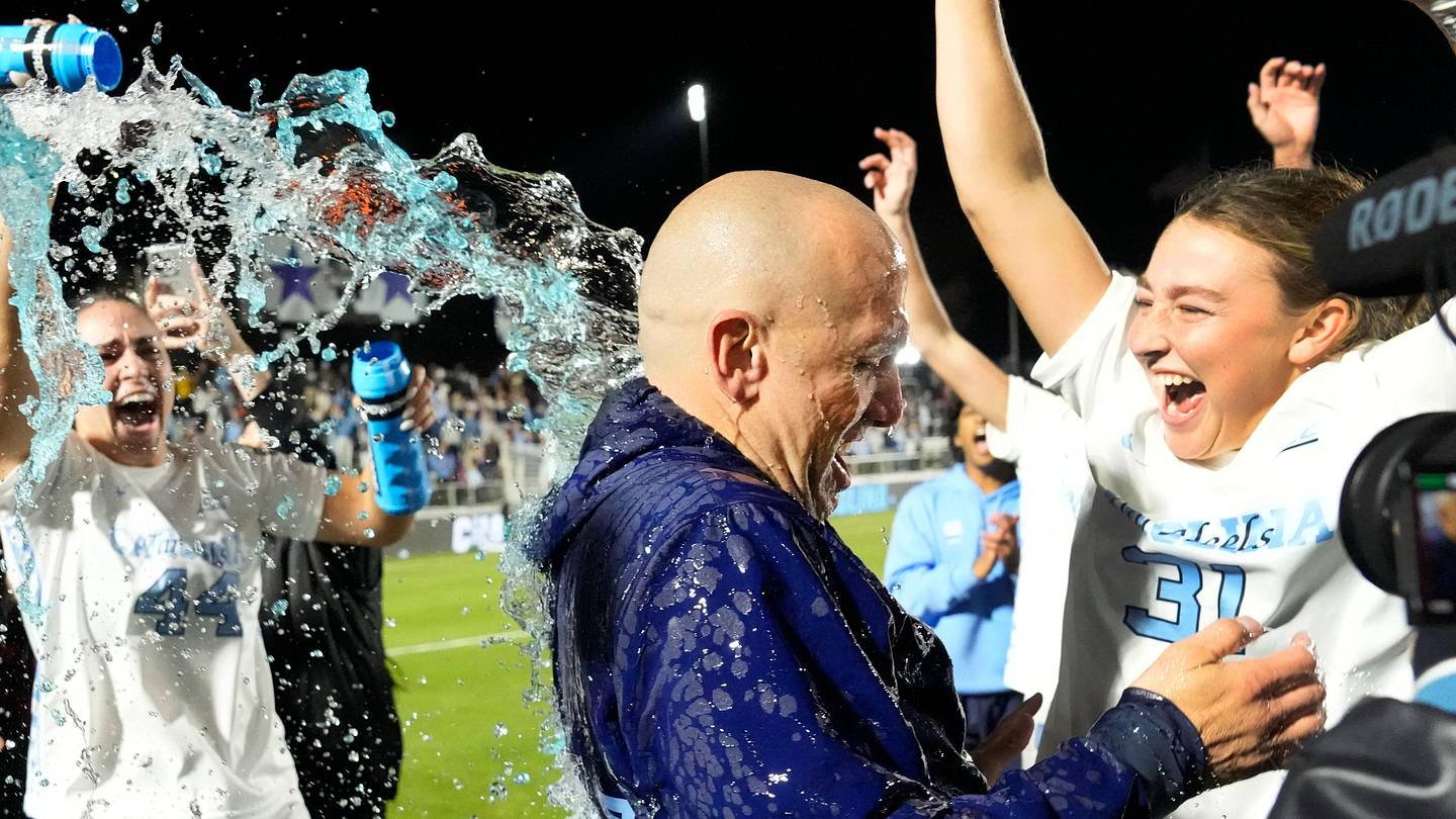Who is Damon Nahas’ Assistant Coach Chris Ducar?
