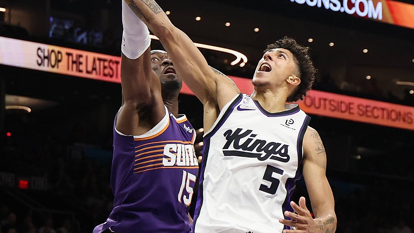 Kings follow surprising NBA trend with their season-opener starting 5