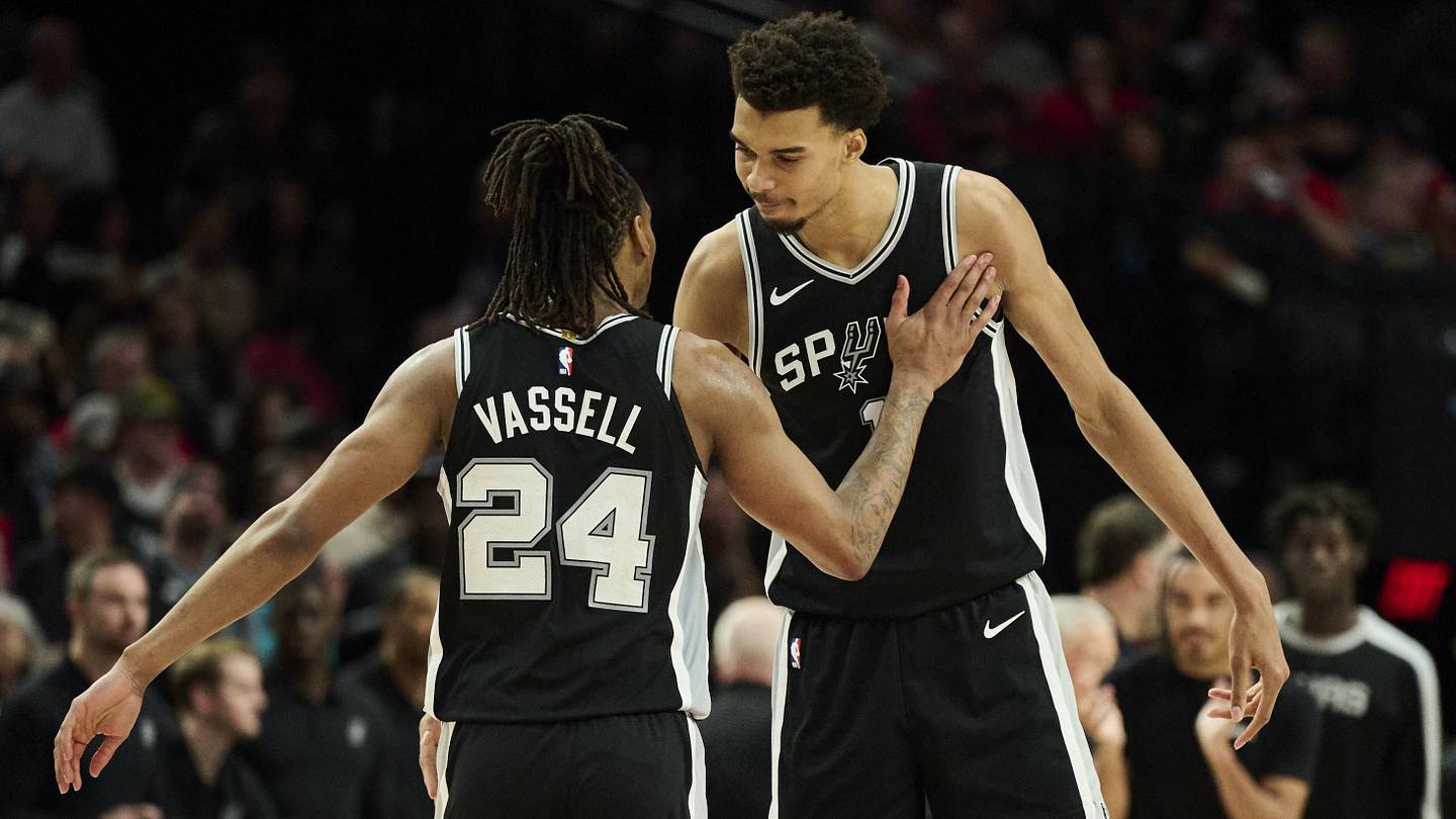 Spurs Champion Matt Bonner Names Team's X-Factor Next to Victor Wembanyama