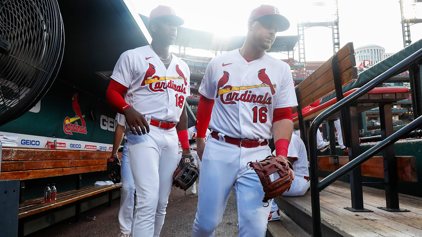 This fading former top prospect should no longer be on the Cardinals ...