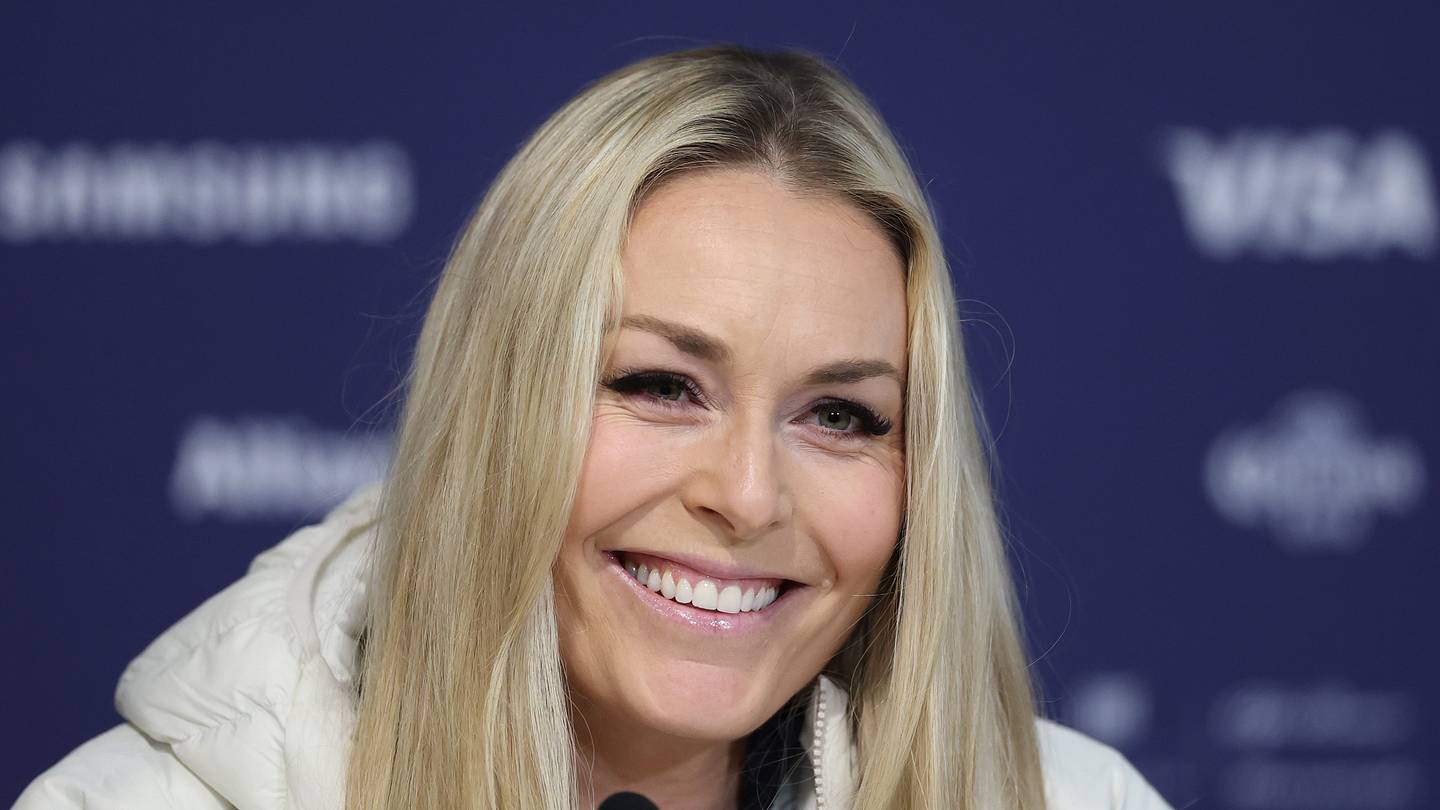Lindsey Vonn Is ‘Immobile’ But ‘Back on Home Soil’ in Latest Updates ...