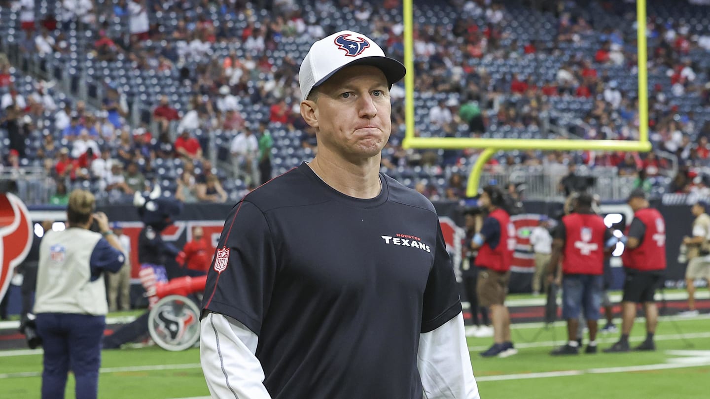 Former Texans OC Bobby Slowik Lands New Role With Dolphins